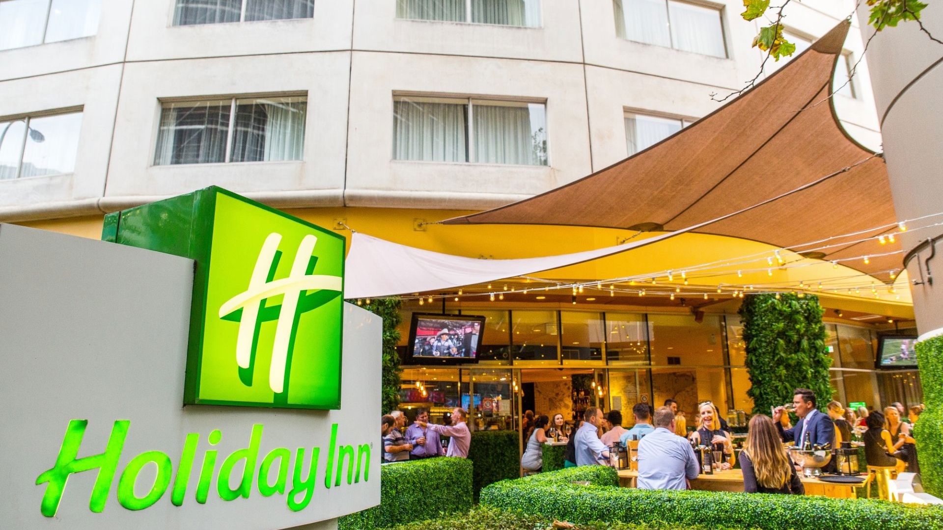 Holiday Inn Potts Point Sydney